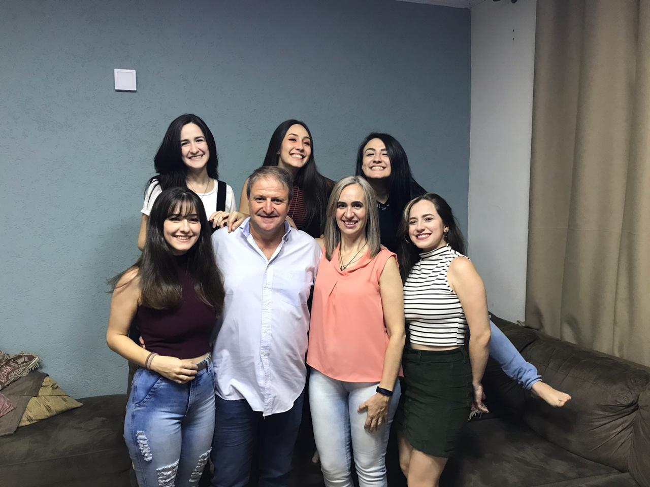 Família escolhe a UNICEP e tem cinco filhas matriculadas na instituição ...