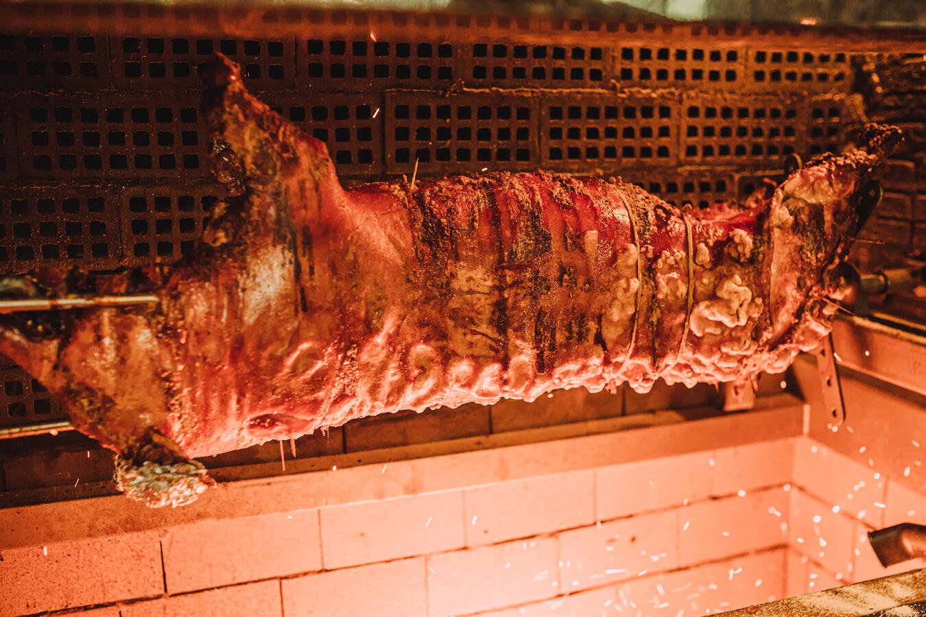 Tradicional Porco no Rolete da Paróquia São José será realizado no dia ...