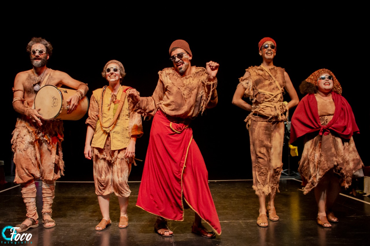 Cia Espelunca apresenta o espetáculo Auto da Paixão e Alegria - São ...