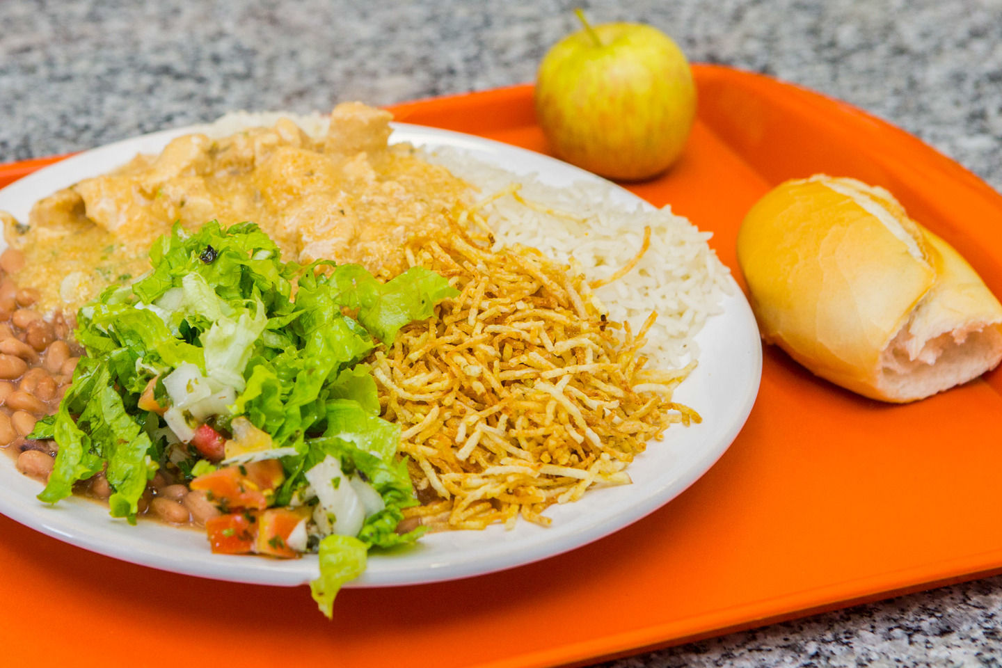 Restaurante Bom Prato vai fornecer gratuitamente refeições a moradores ...